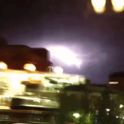 Saw this while having dinner : r/gifs
