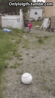 31 Hilarious GIFs of Kids Falling Down